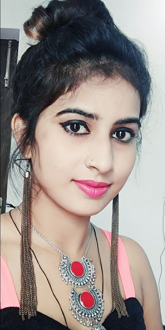 Shweta Sharma Wallpaper, beautiful picture and hot photos collections ...