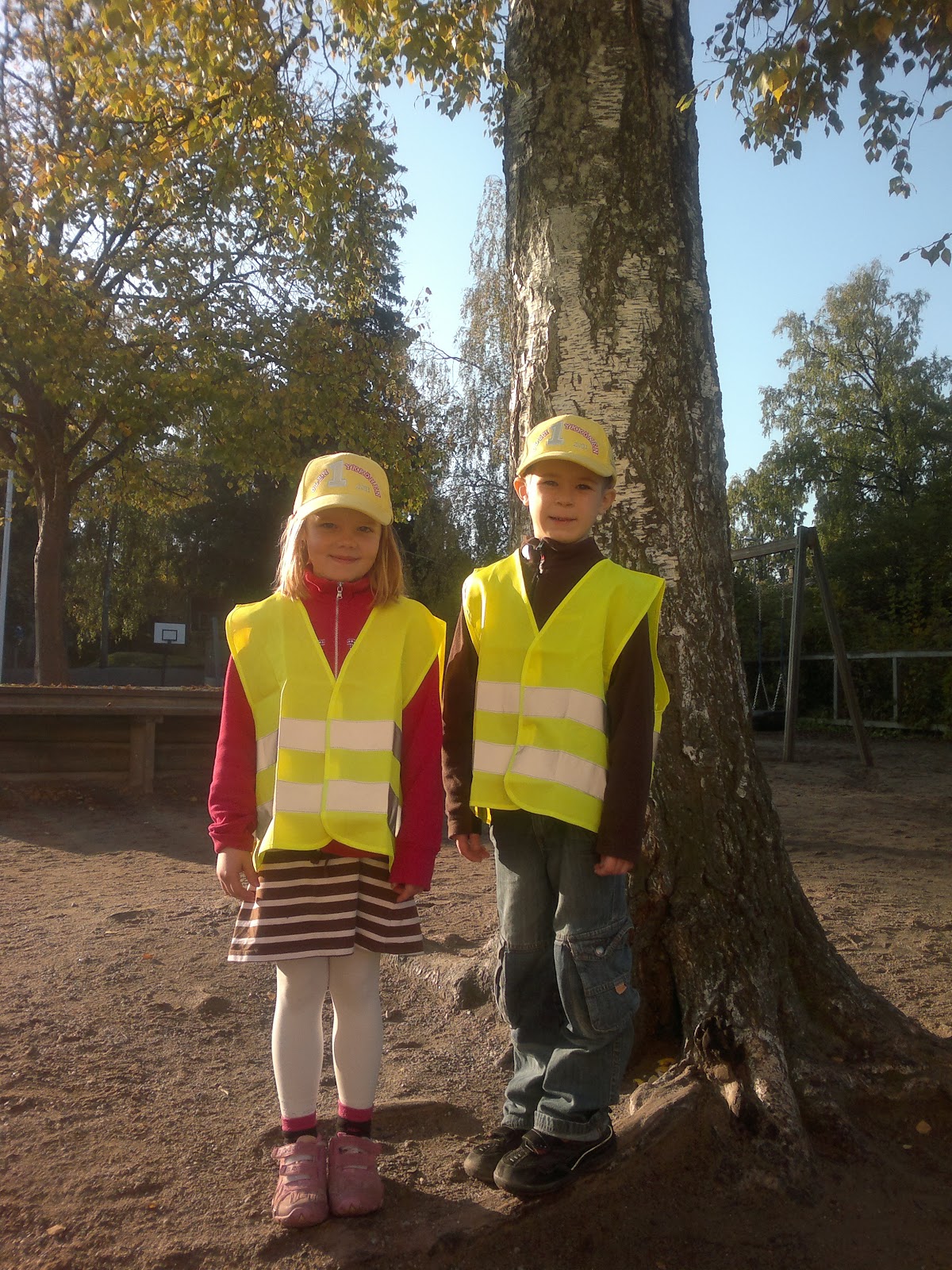 Koivulastuja: Turvaliivit ekaluokkalaisille