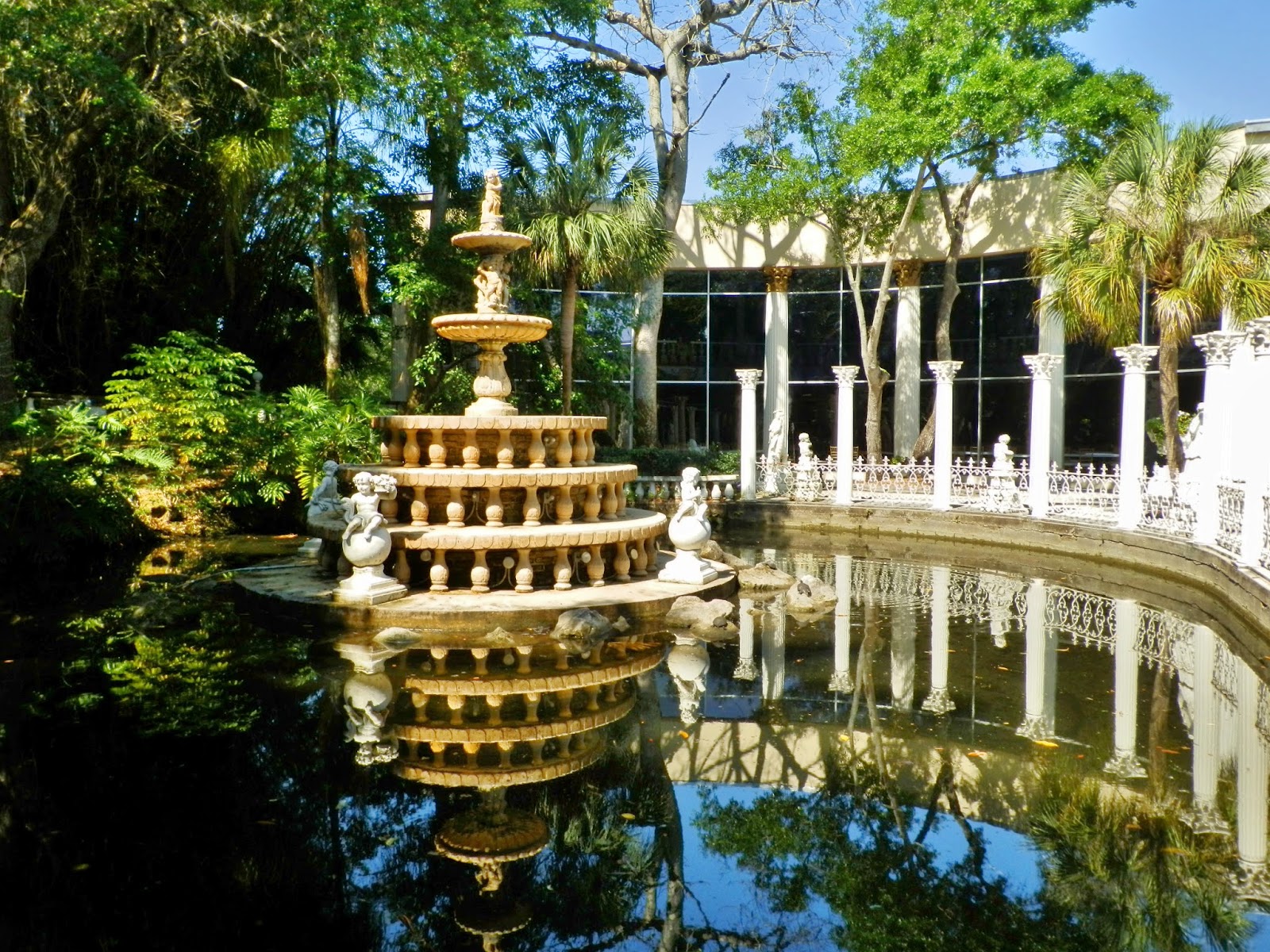 Places To Go, Buildings To See: Revisiting the Kapok Tree Inn ...