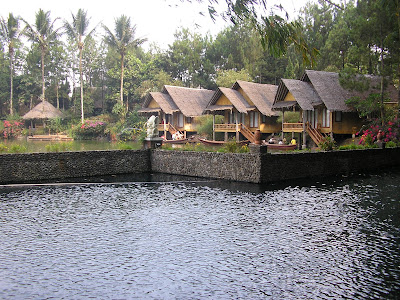 Kampung Sampireun Garut City | Perfectly Photos