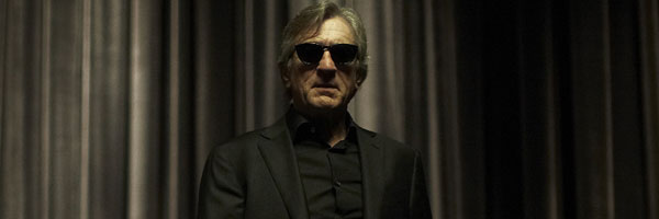 SNEAK PEEK : Sigourney Stops For "Red Lights"