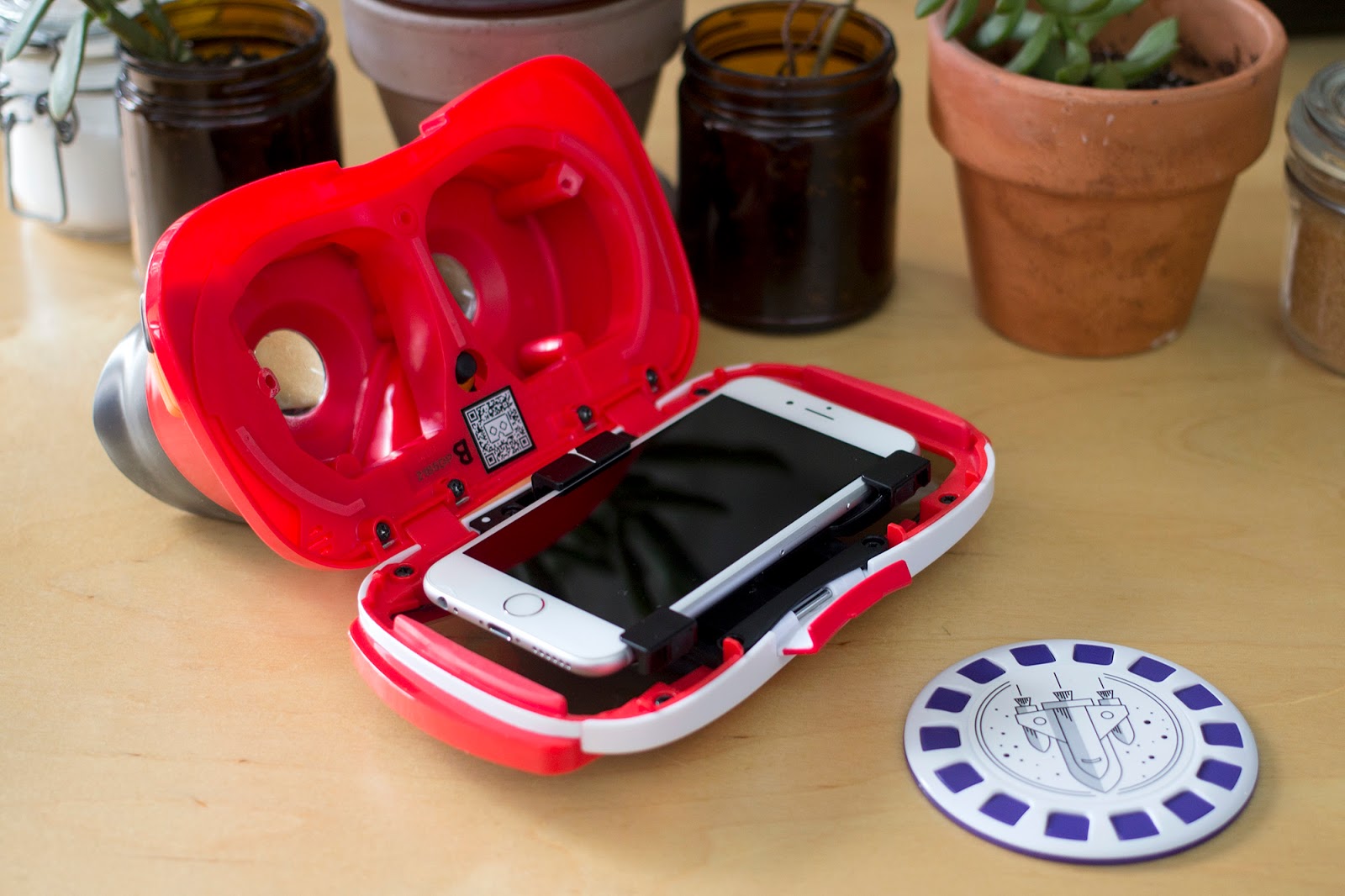 REVIEW: View-Master VR | The Test Pit