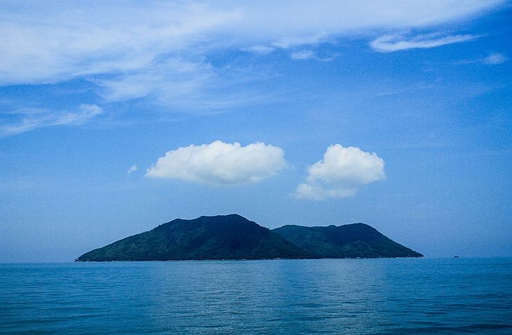 Hòn Sơn Rái: Đảo dừa biển xanh