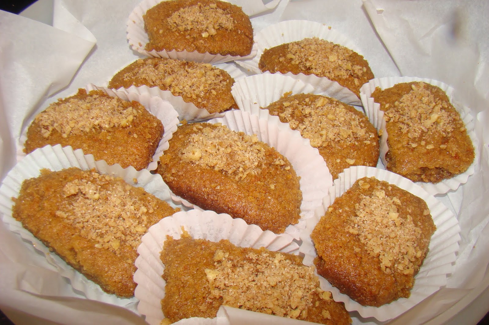 My Favorite Recipes Collection: Nuts filled Finikia/Melomakarona: Greek ...