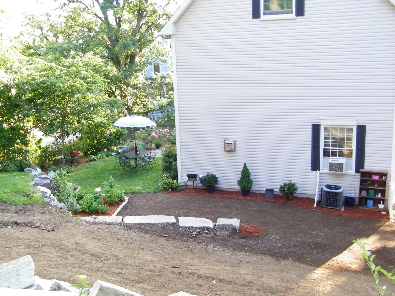 Maison Decor: My ugly yard area transformed