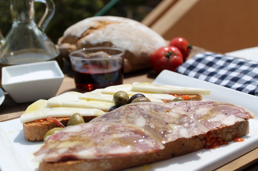 YOLANDA PINCHOLOS COOKING: Homenaje a nuestro pa amb oli