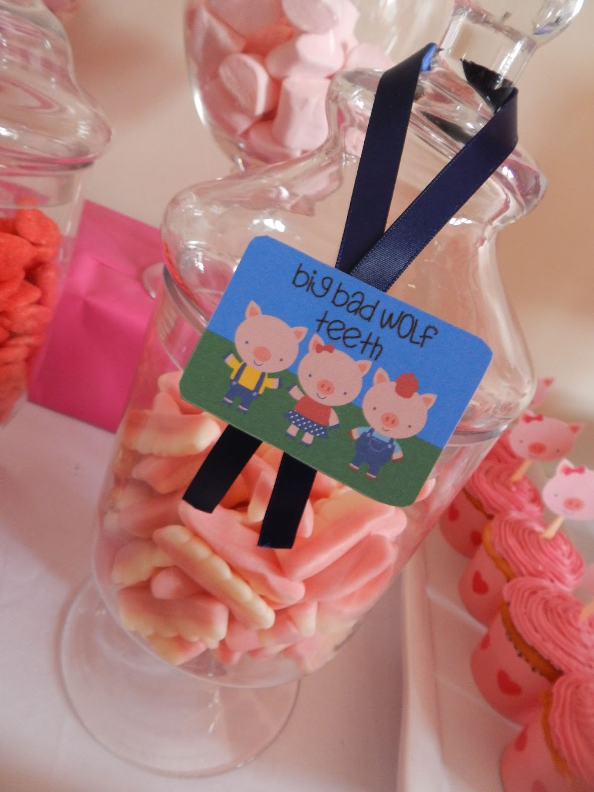 Little Big Company | The Blog: "The Three Little Pigs" Themed party by ...