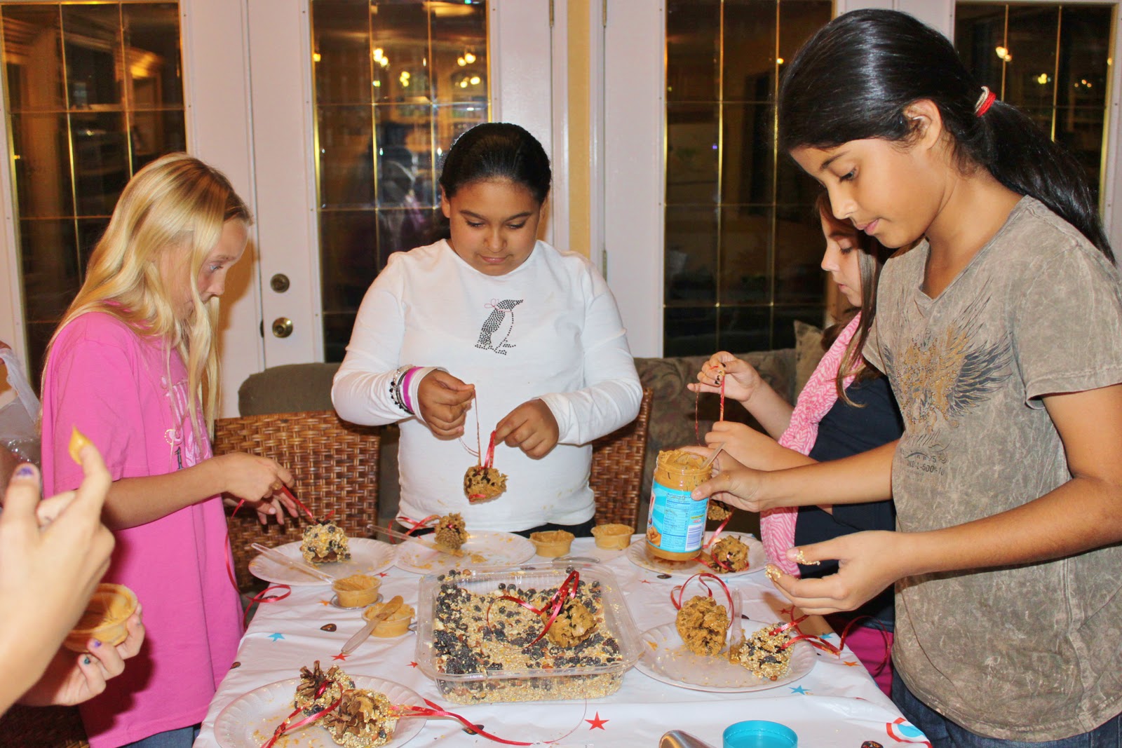 HUNTINGTON BEACH GIRL SCOUT TROOP 746: BIRD FEEDERS AND CHRISTMAS SONGS