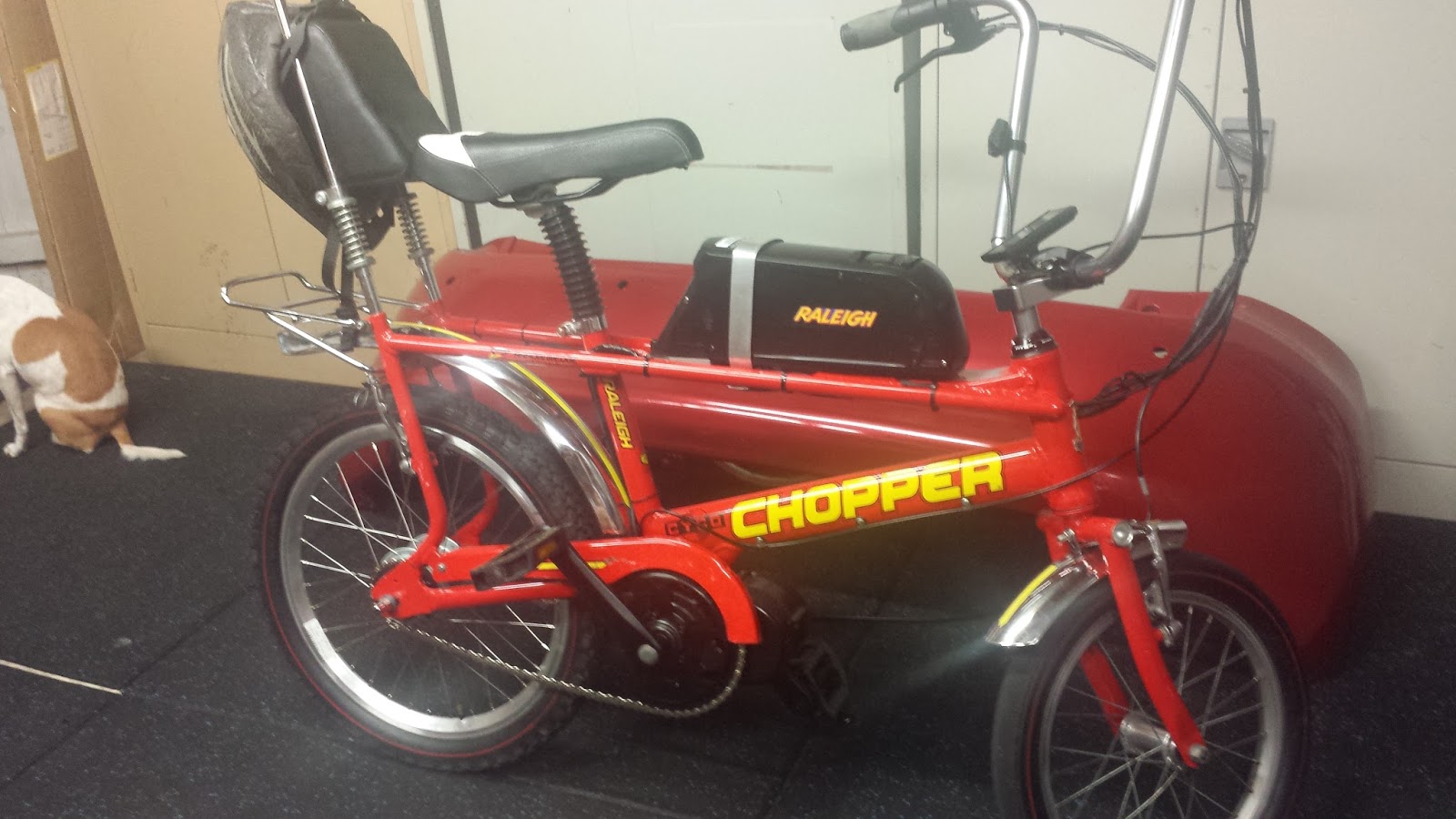 E-Chopper bike Conversion: Raleigh E-Chopper MK3 - Retro Fun