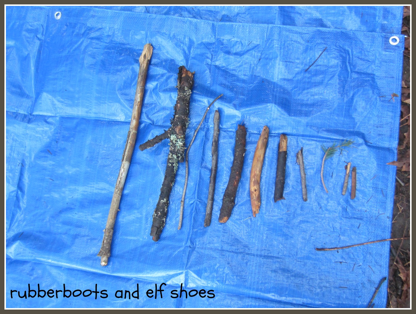 measuring with sticks - rubber boots and elf shoes