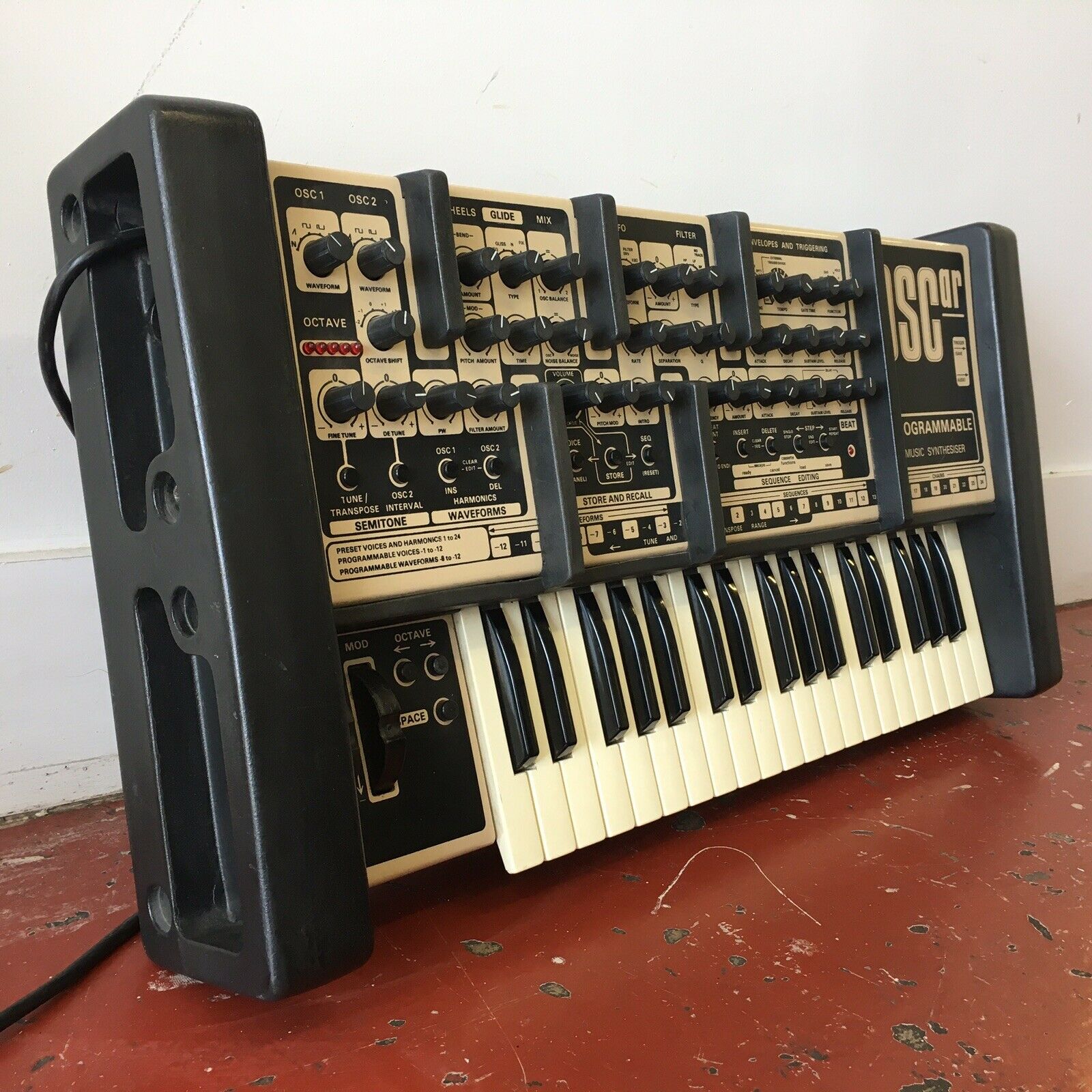MATRIXSYNTH: Sneaker Pimps Oxford Synthesiser Company Oscar Synthesiser