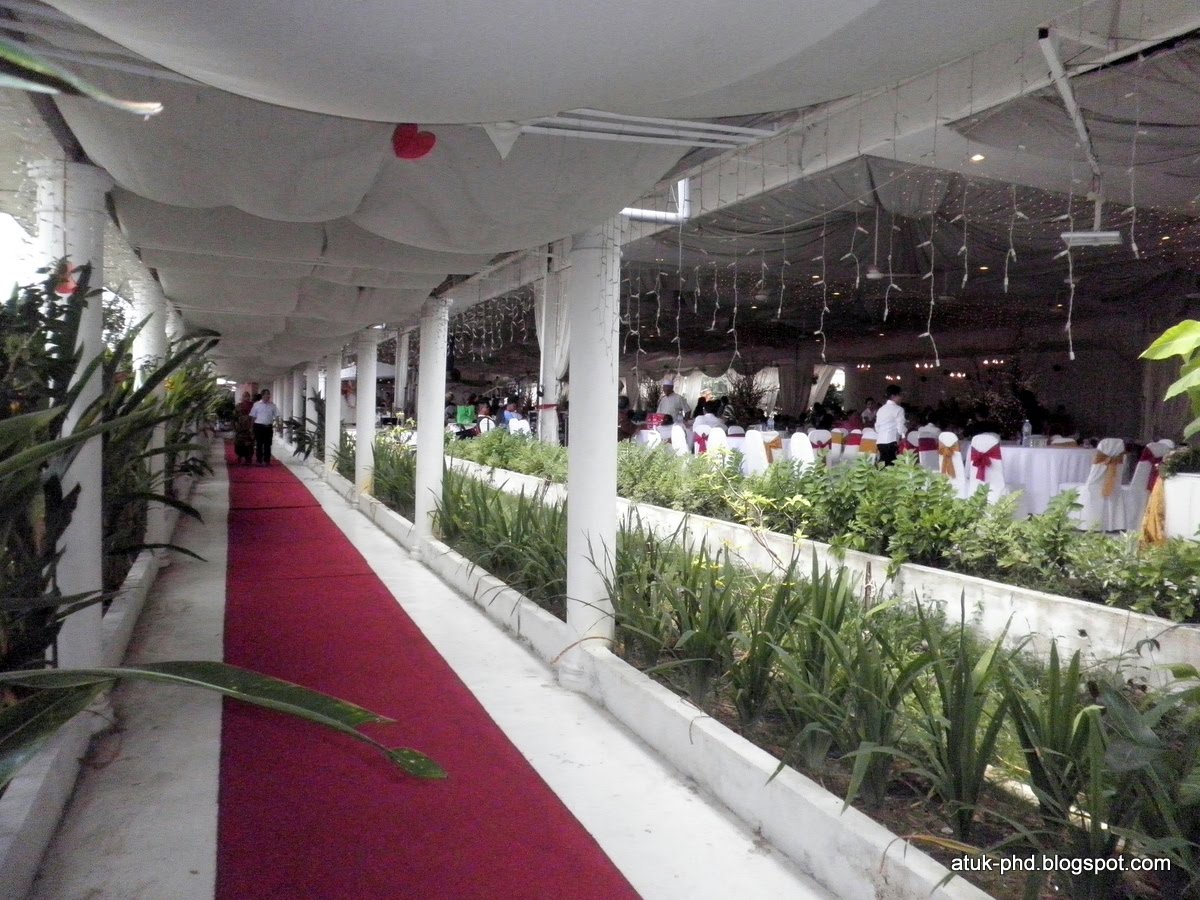 Pahala Hindari Dosa: Presint 16 ke Kampung Pengantin,