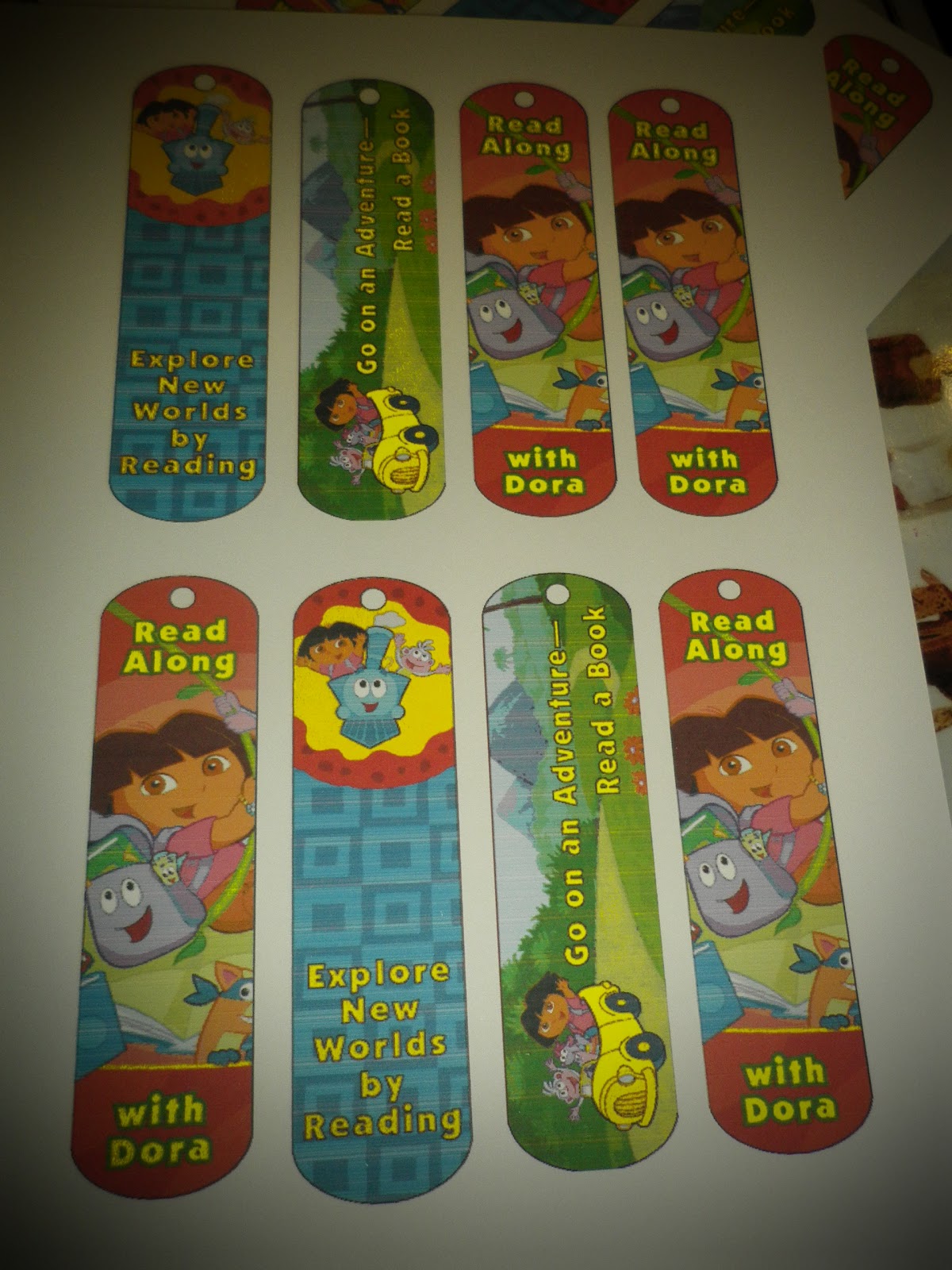 PUSAT SUMBER SEKOLAH: PROSES MEMBUAT PENANDA BUKU