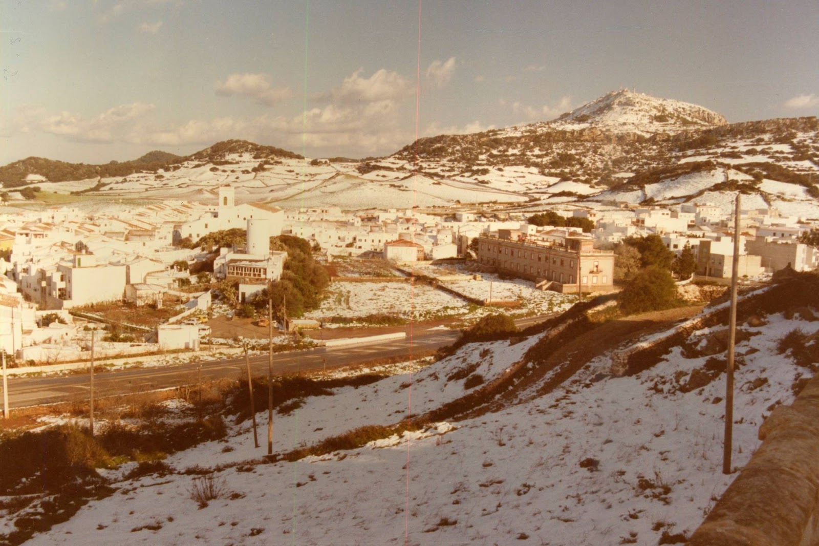 Menorca, IMATGES D´EN PRIMER: Es Mercadal nevat. 1985