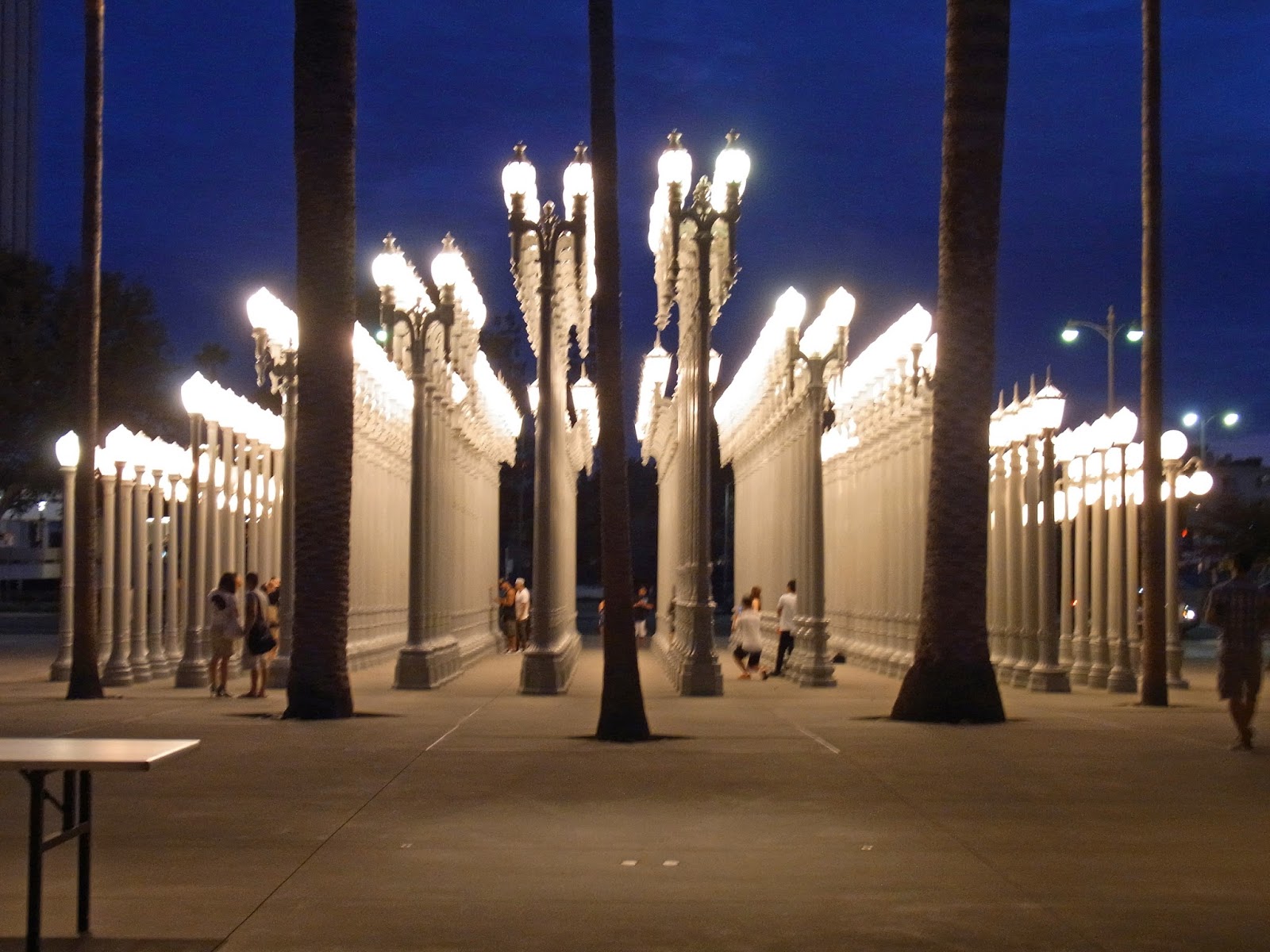Casual Japanese Bystander: LACMA and Hancock Park