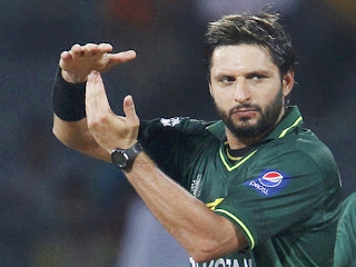 Pakistani Cricketer Players Names Biography Wallpapers: Shahid Afridi