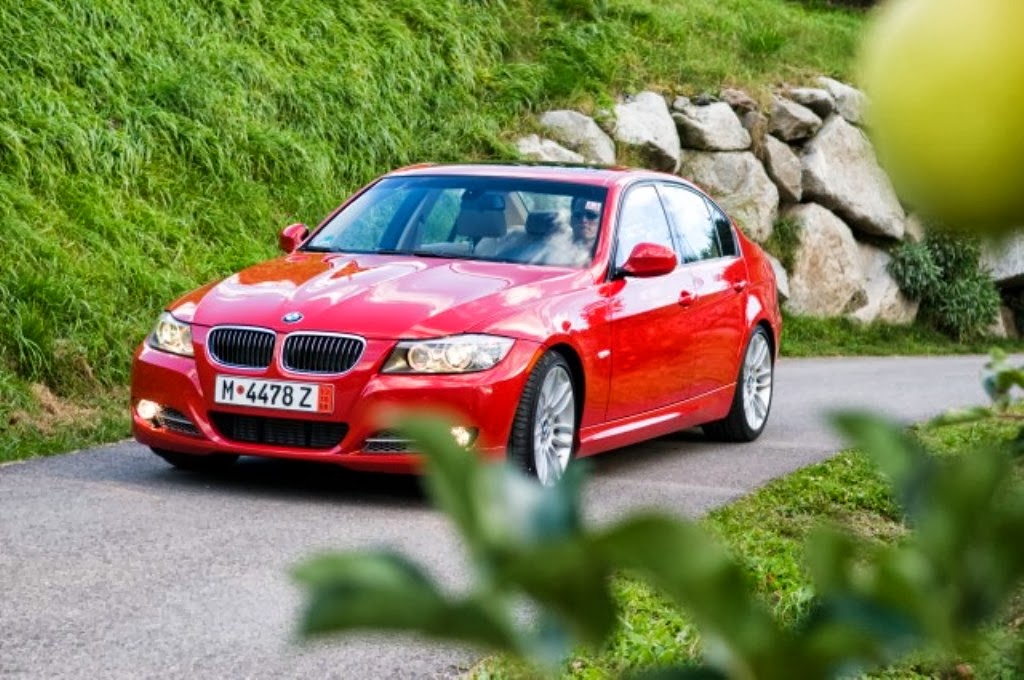BMW 335d Photos - PricesPlus