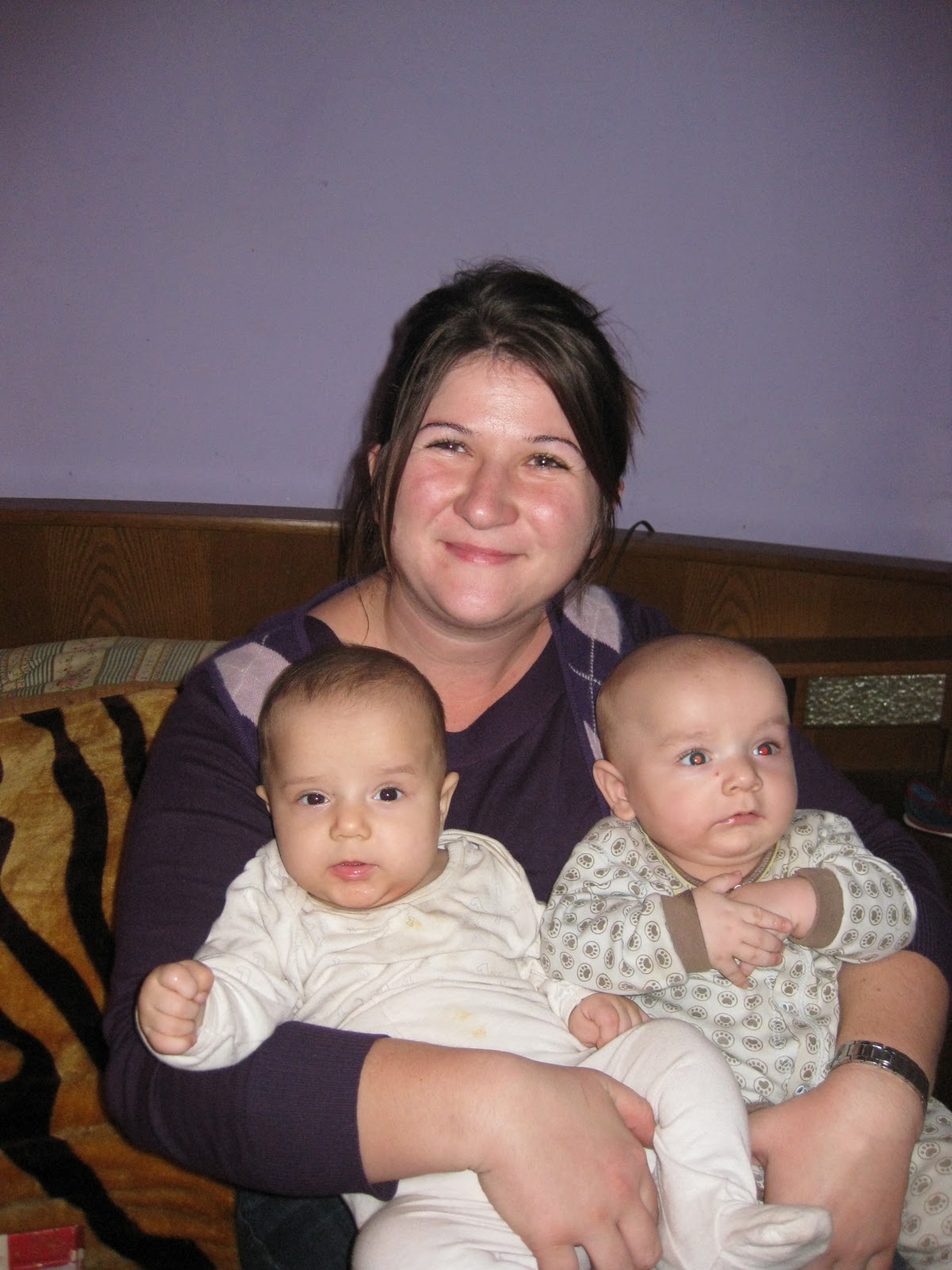 Irenes Romania: Visiting the Triplet family