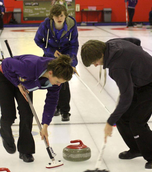 Skip Cottage Curling: Action from Junior Club Challenge at Murrayfield