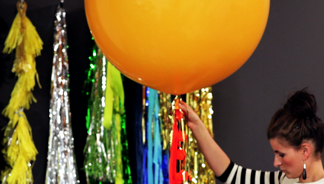 {BLACK. WHITE. YELLOW.}: Geronimo Balloons