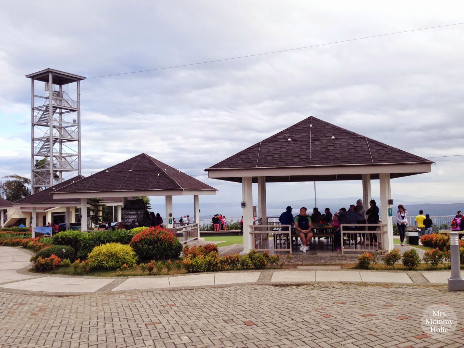 MrsMommyHolic: Sky Ranch Tagaytay