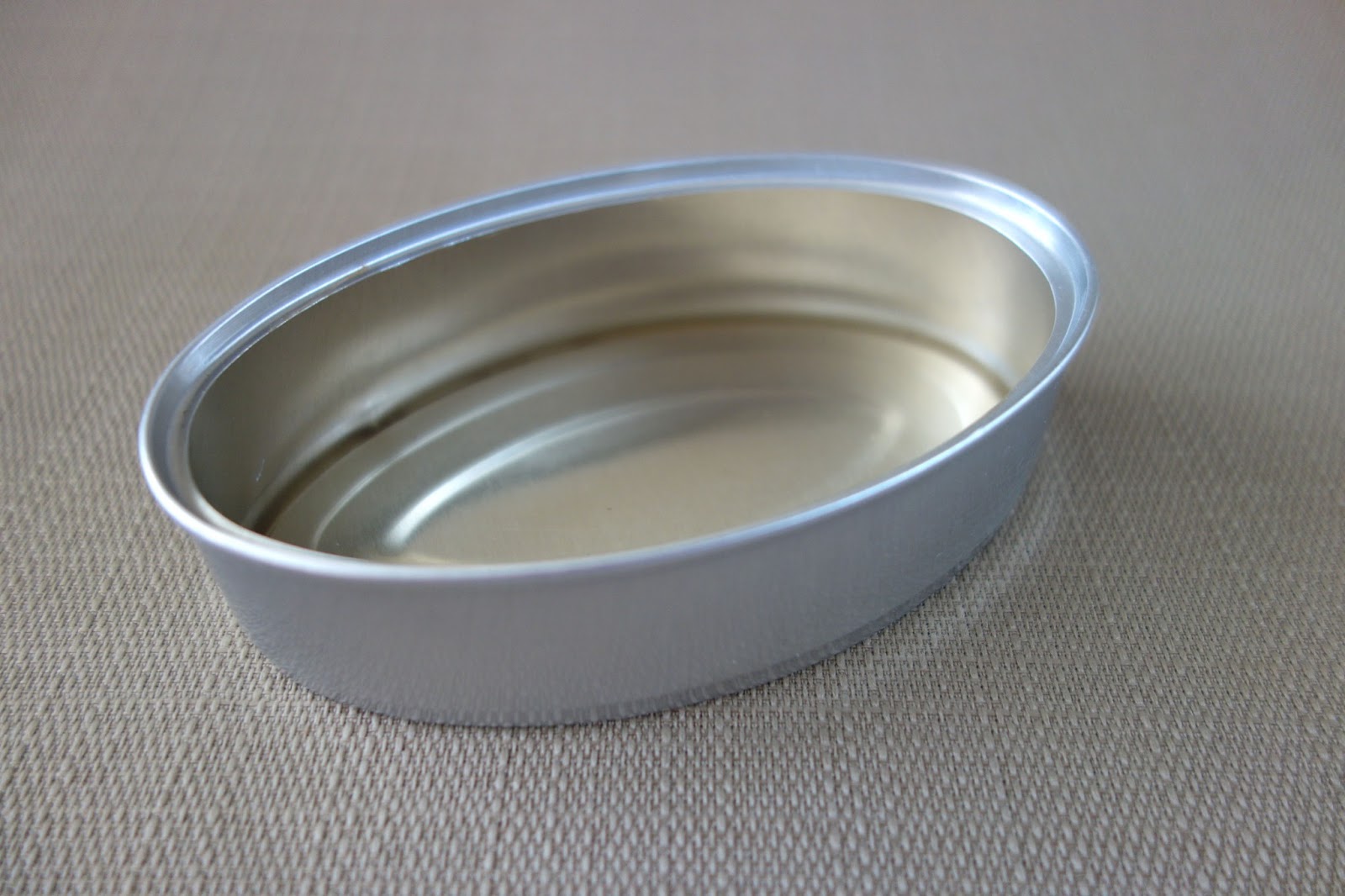 blah to TADA!: Candy in a Can