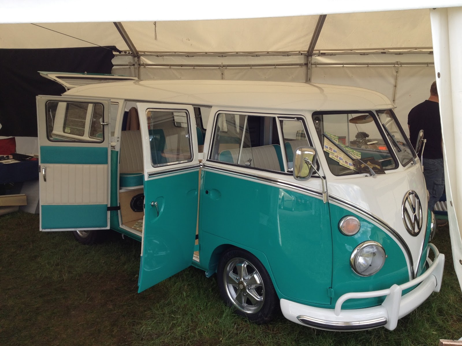 Colin Rouse Auto Trim : Vw split screen complete re-trim