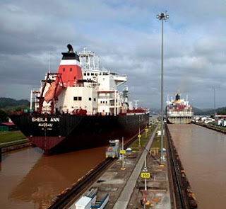 Fun Panorama: Modern Engineering Marvels