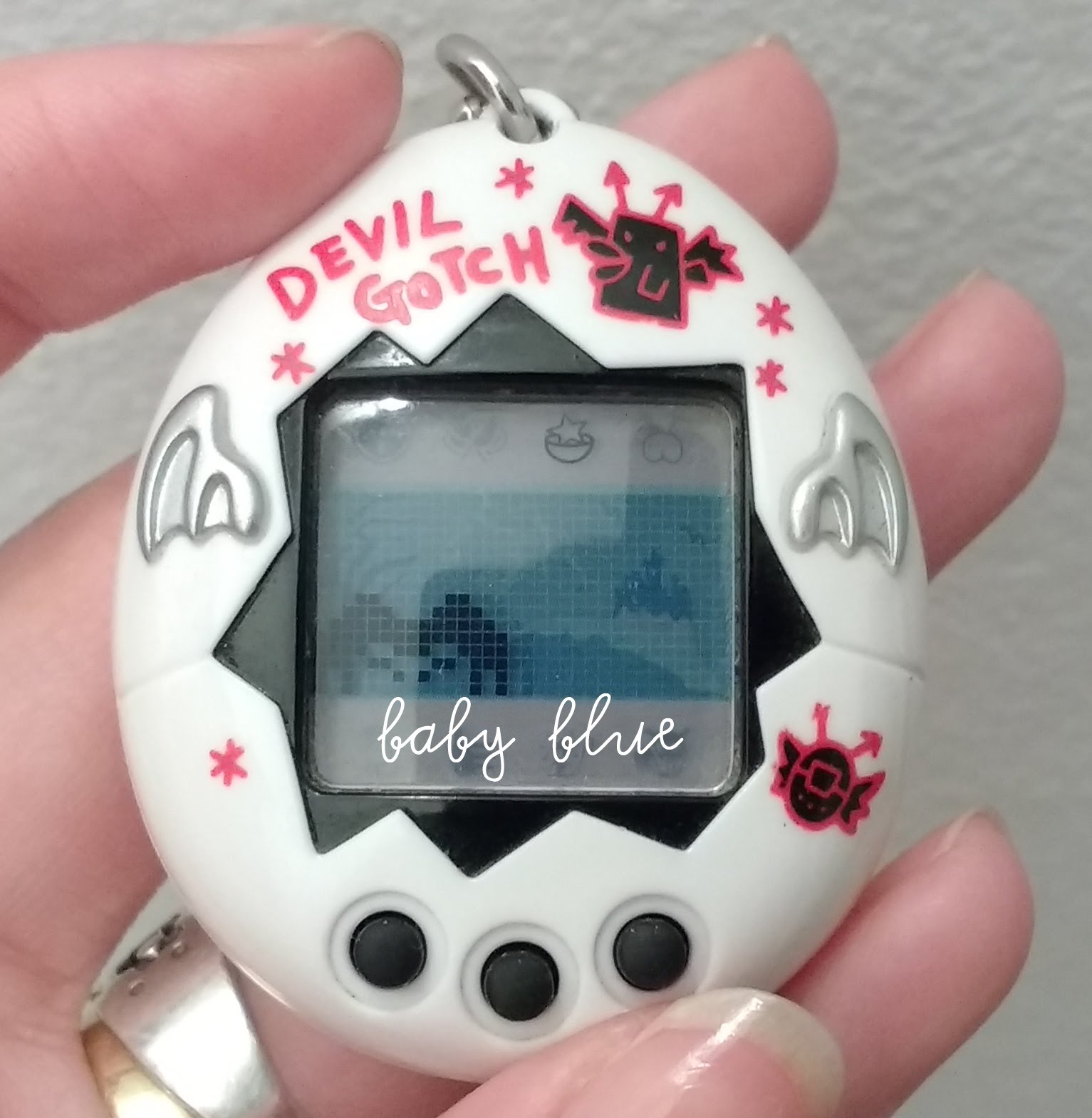 Mascotas virtuales de baby blue: Avances del Devilgotchi