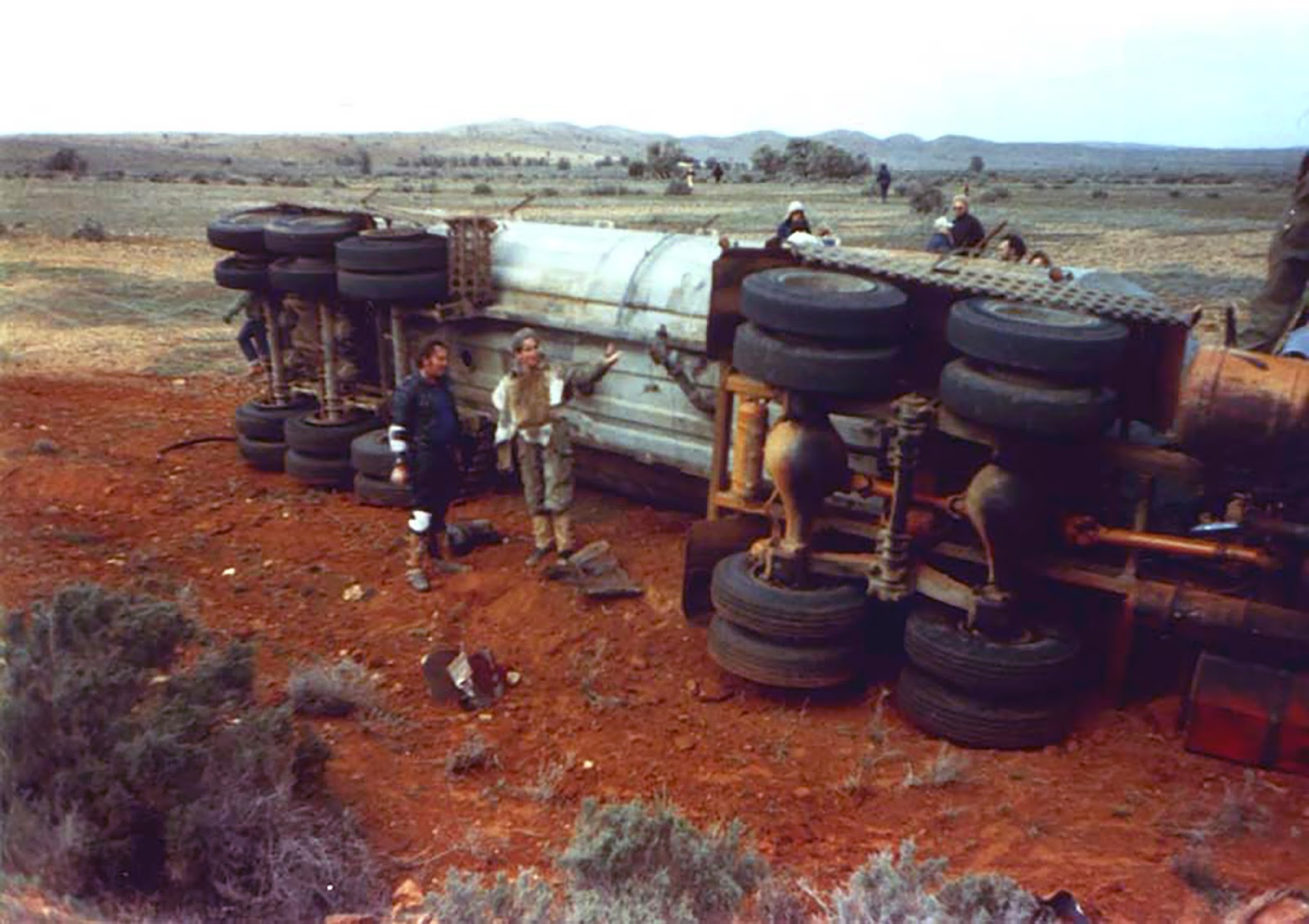 Futuro Finale 2088AD: Mad Max 2 Mack crash