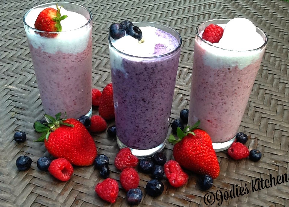 Jodies Kitchen: Berry Shakes