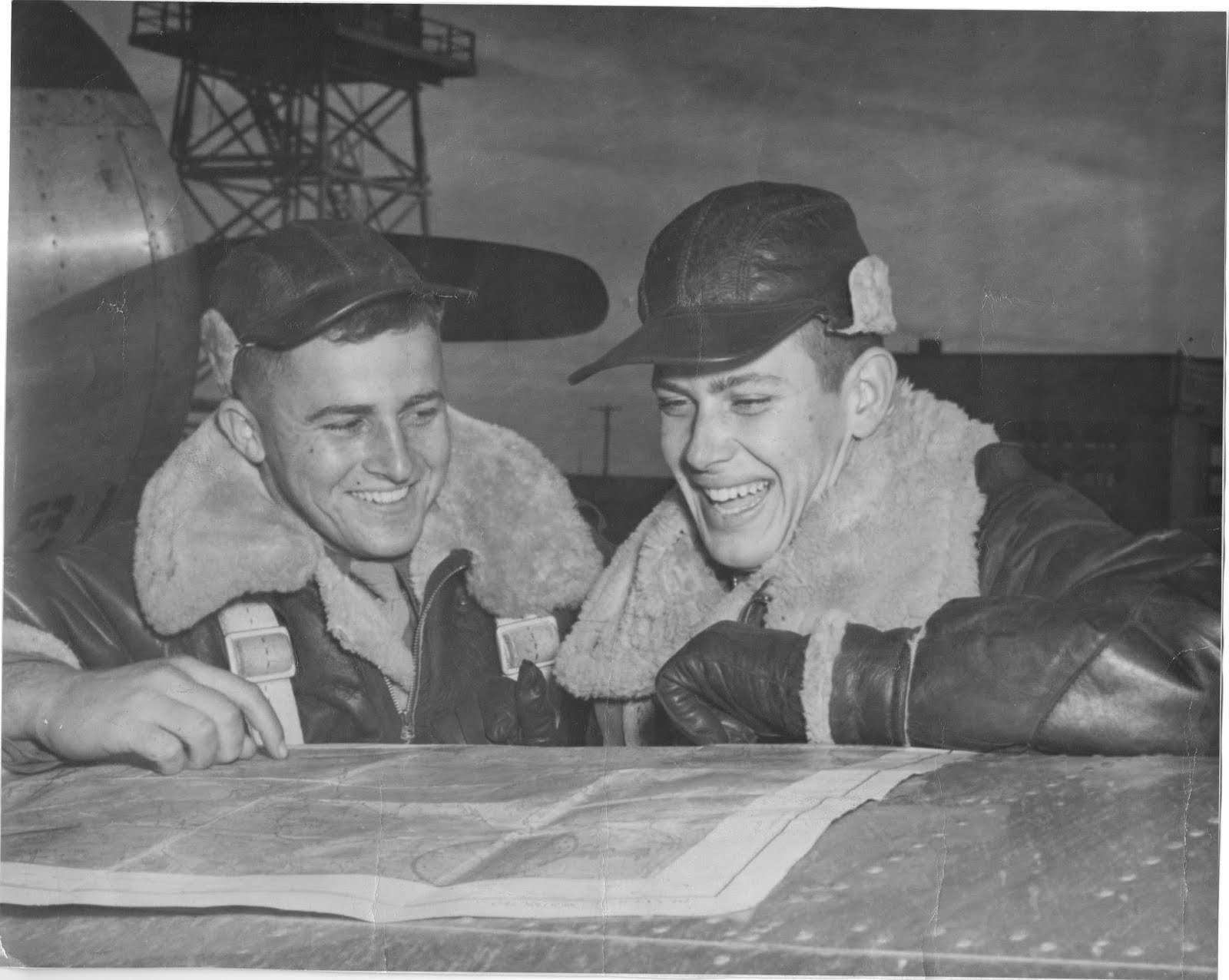 Pushing On: Richard Baughn: An Old Fighter Pilot Remembers Vietnam