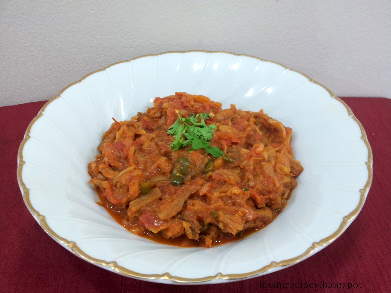 Kokni Recipes: Kaandyat Bombil (Bombay Duck in Onions)