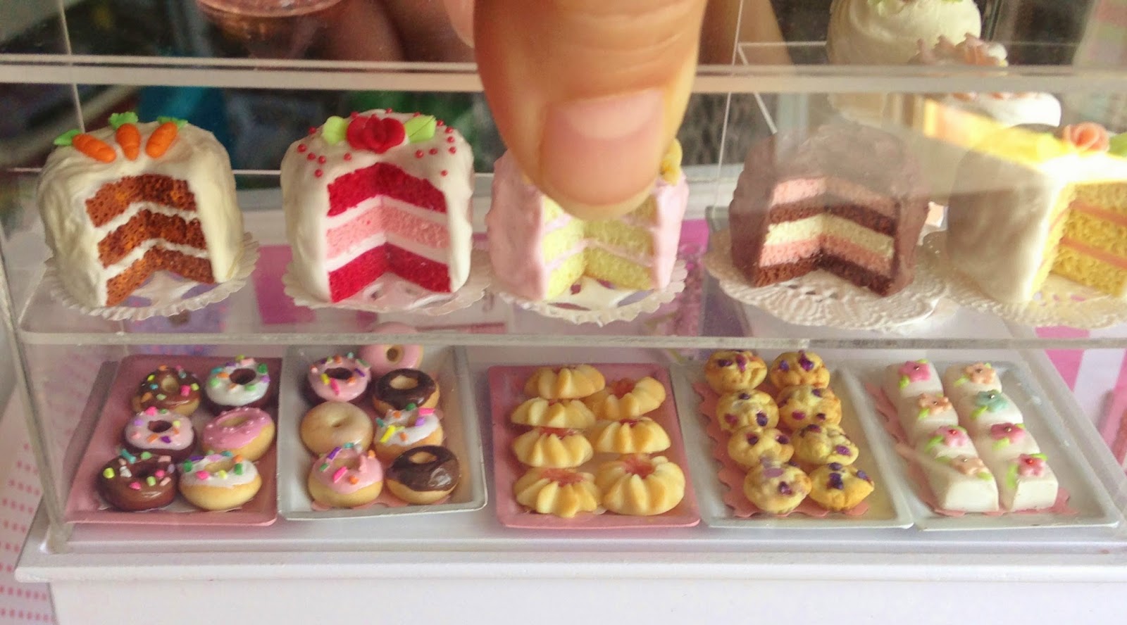 Little Things By Anna: The Mini Bakery