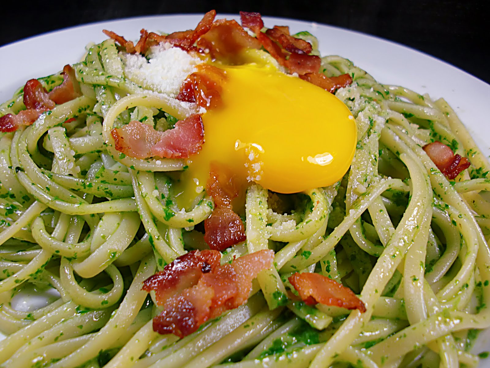 ChezWhat?: pasta, pesto, pulpo, and pretty pasta plates-please