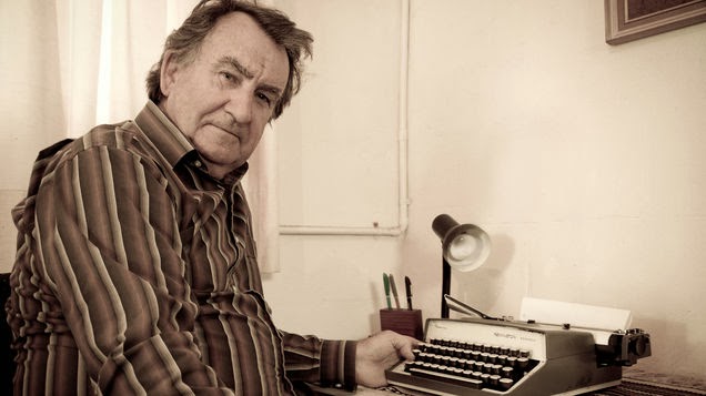 Book review: Border Districts, by Gerald Murnane/ /THE TYPEWRITER ...