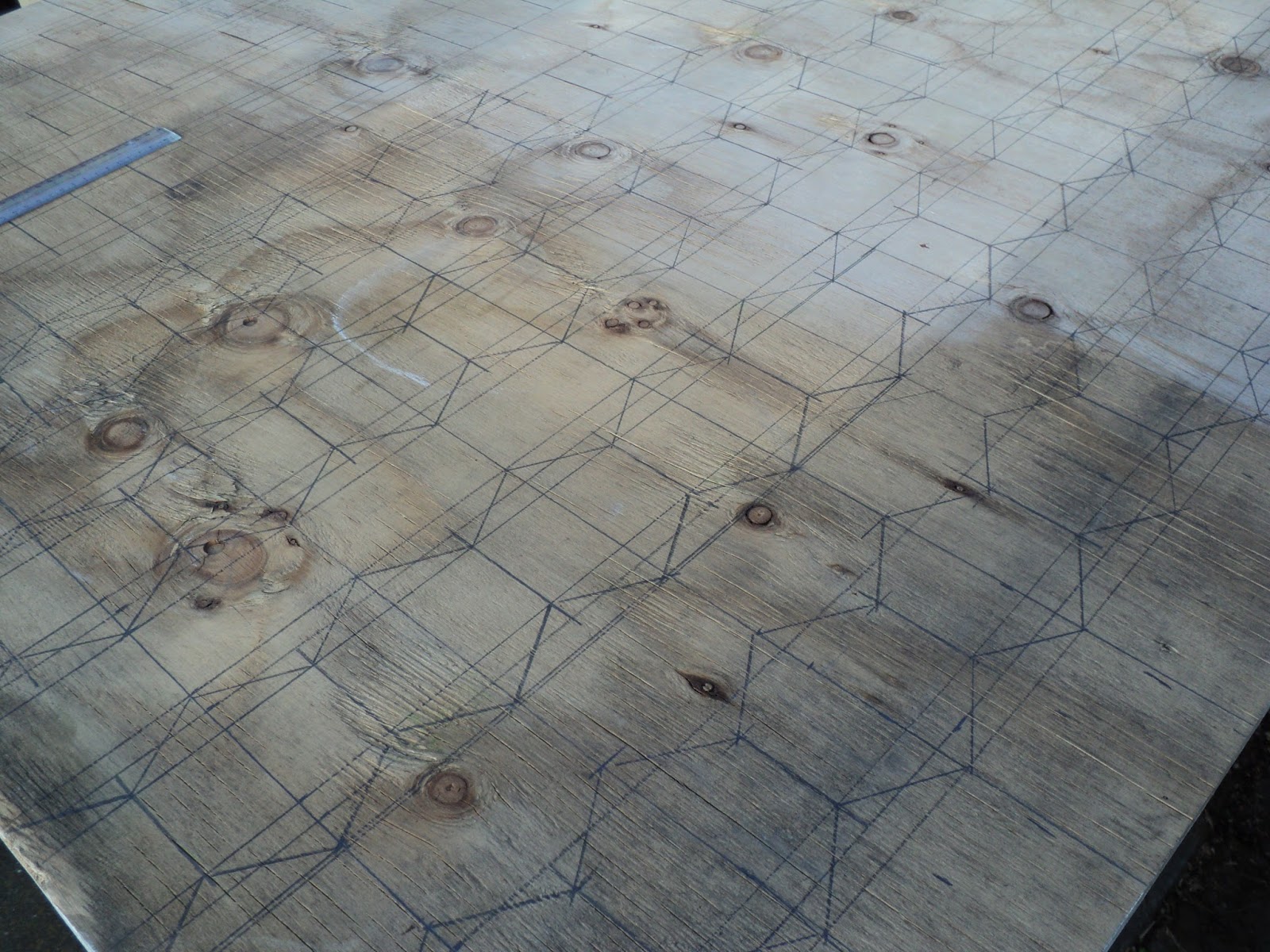 Archduke Piccolo: Marking up a hex-grid game board.