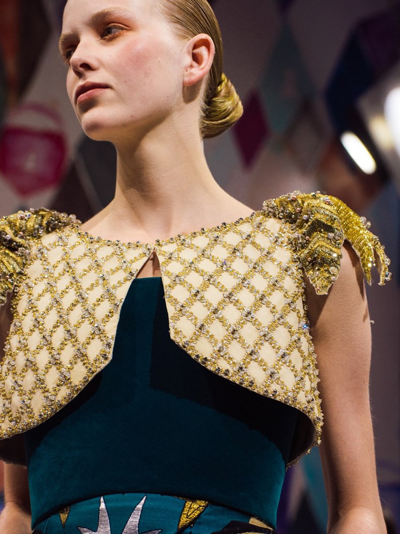 Runway | Schiaparelli Fall 2016 Paris Haute Couture Fashion Week | Cool ...