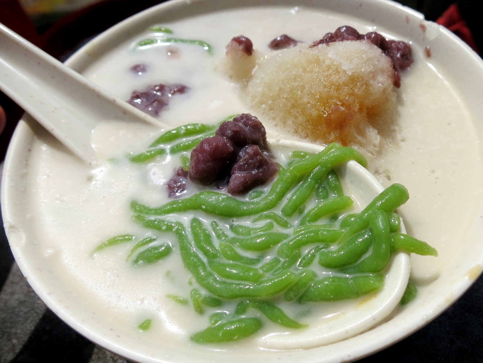 Cendol at Yan @ Md Zain Cendol in Taman Melodies in Johor Bahru ...