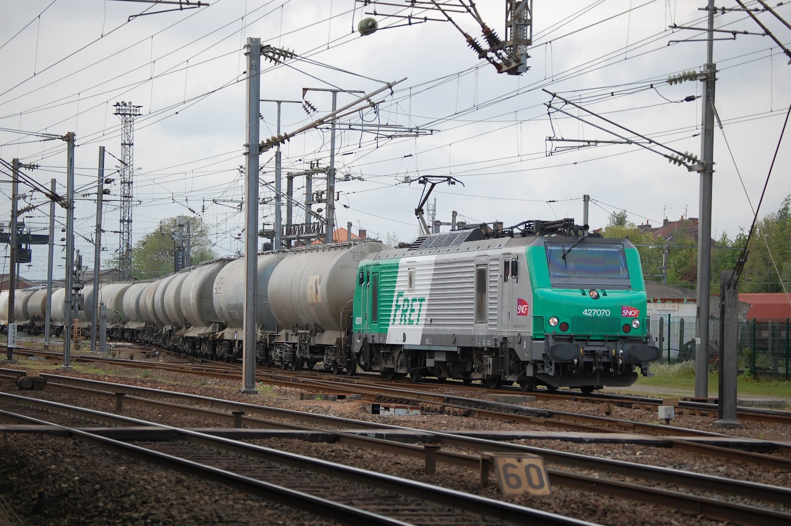 LA PASSION DU TRAIN: BB 27000 à Hazebrouck