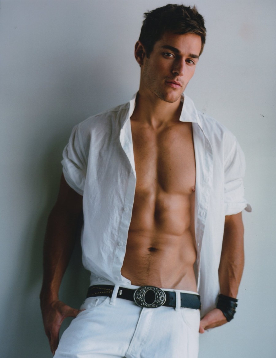 L'Homme du Jour: JOHN KENNEY