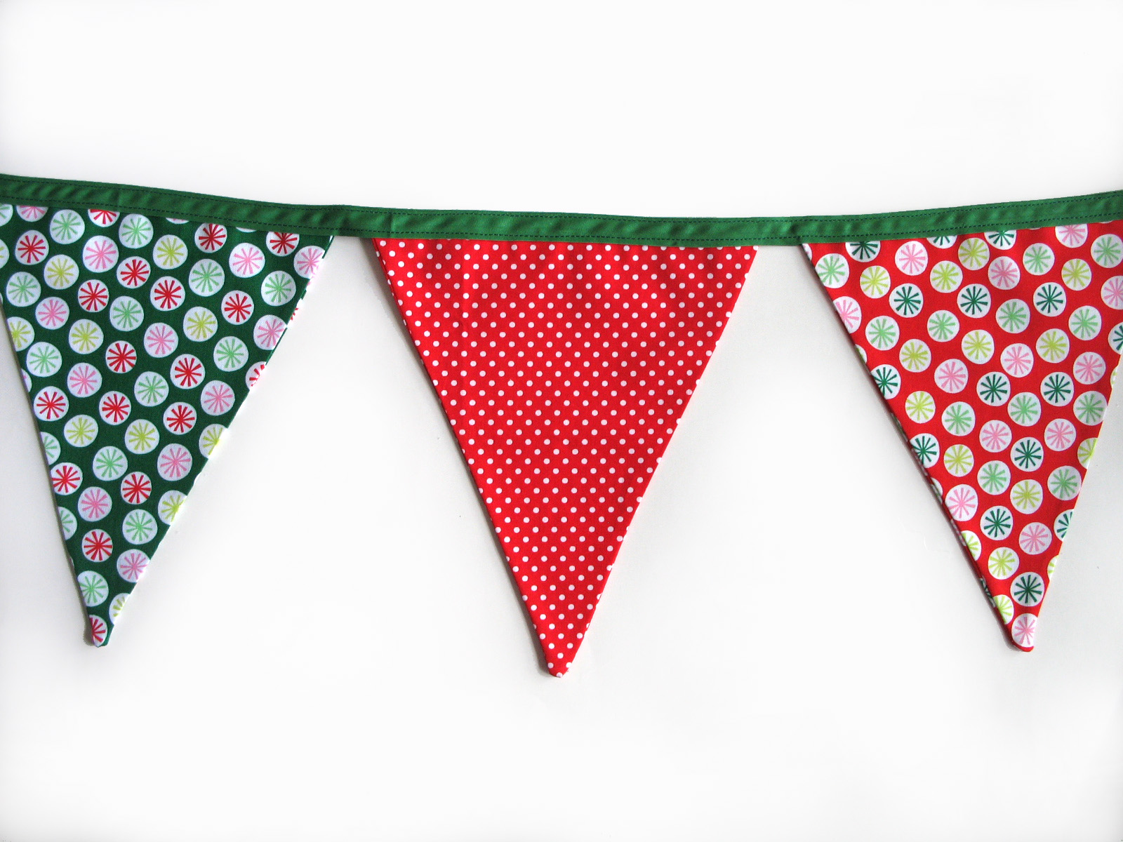 Merry-Go-Round Handmade: My Red & Green Christmas Handmade Fabric Flag ...