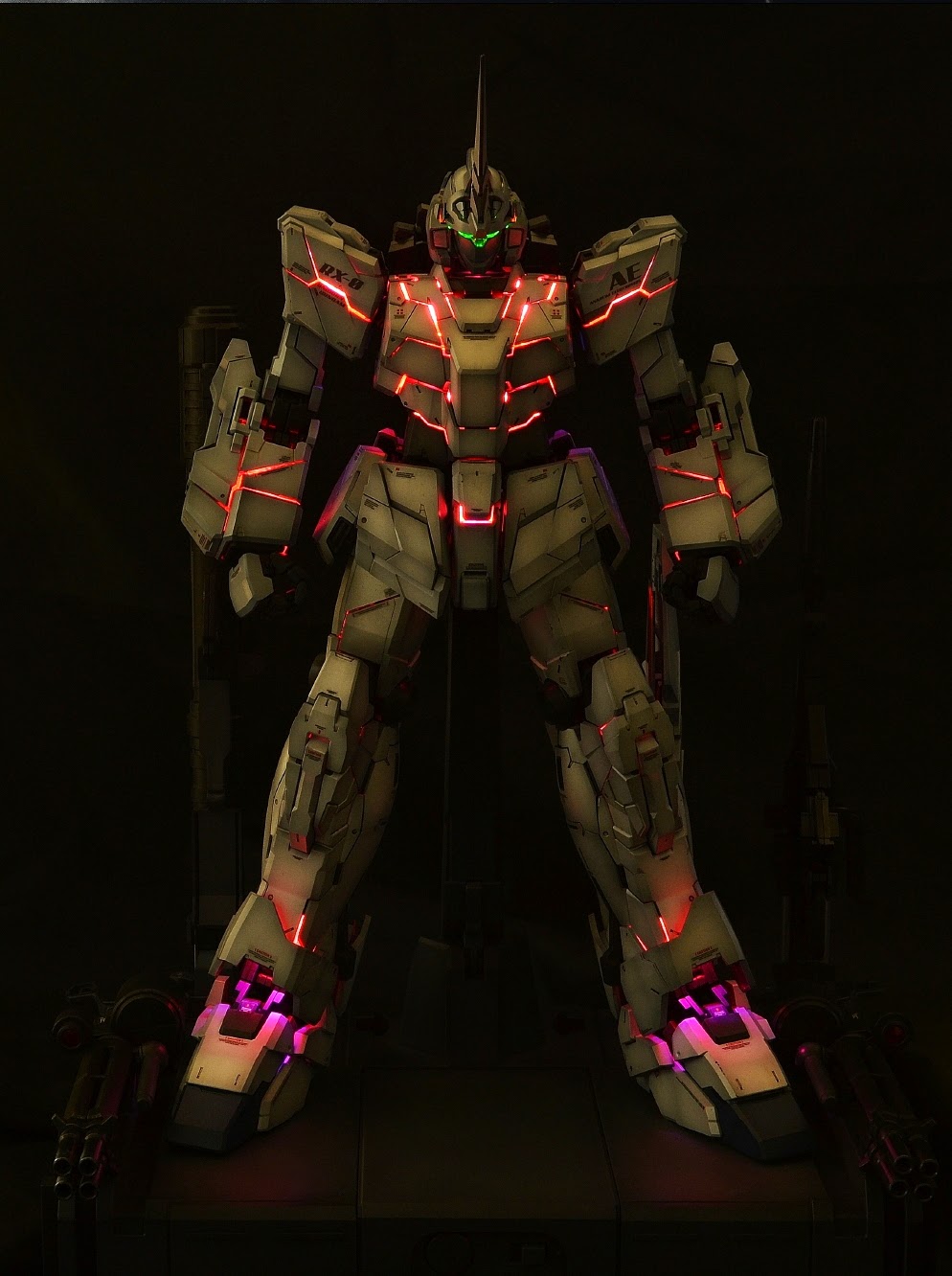 Painted Build: PG 1/60 RX-0 Unicorn Gundam with LED