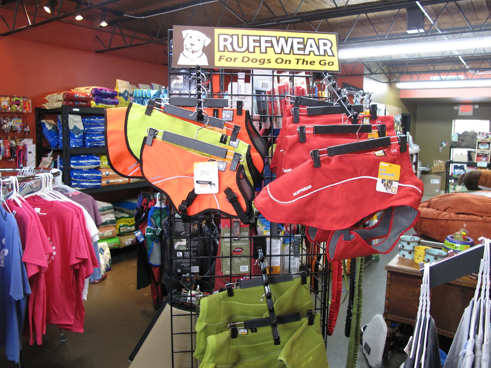 Goin' To The Dogs Pet Supply and Self Serve Dog Wash: Gear