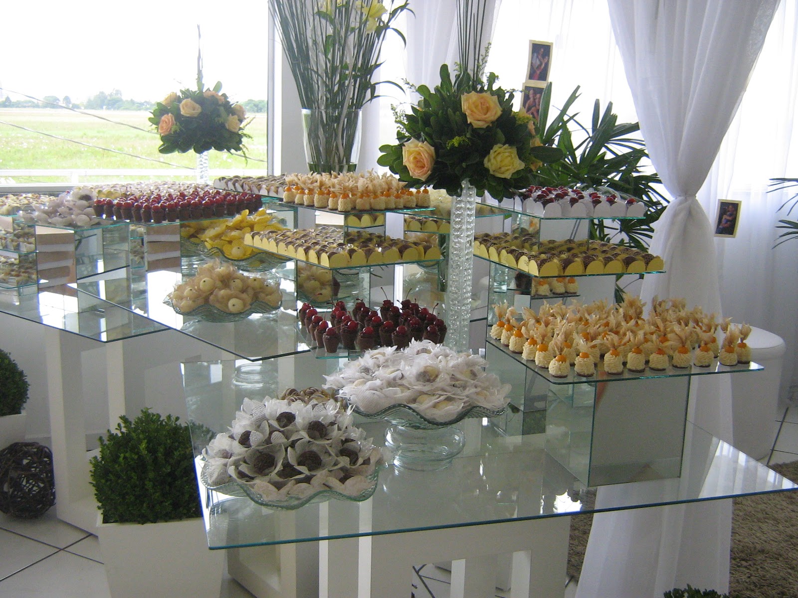 SENSAÇÃO doces finos: Mesa de doces