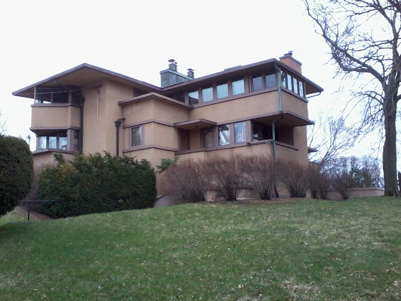 Lynn's Amazing Adventures: Frank Lloyd Wright Trip #1- Gilbert House ...