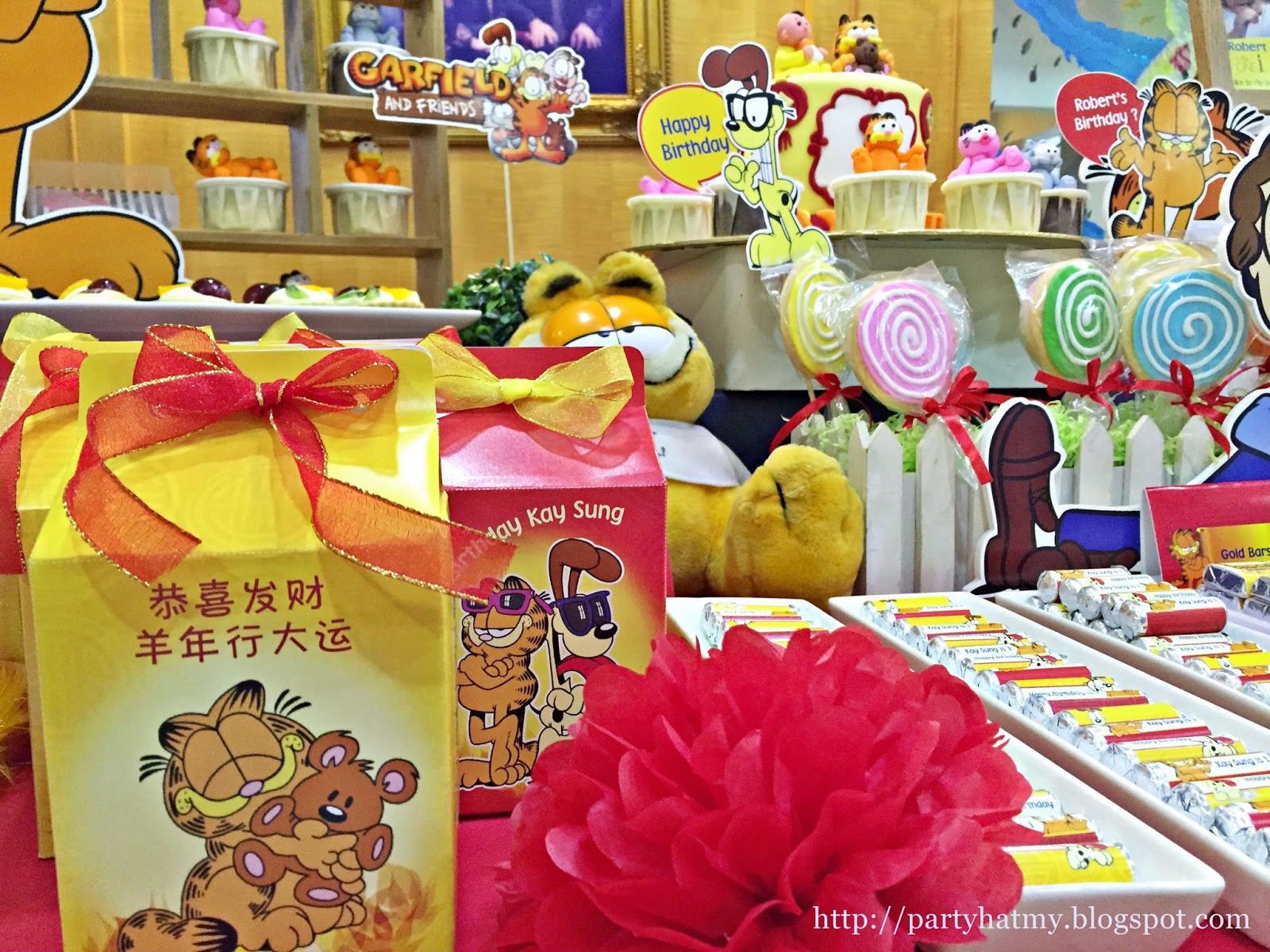 Party Hat: Kay Sung 1st Garfield Birthday + Chinese New Year