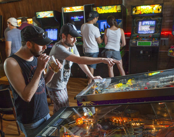 La Taberna de Grog: Arcade Bars, los nuevos salones recreativos de ...