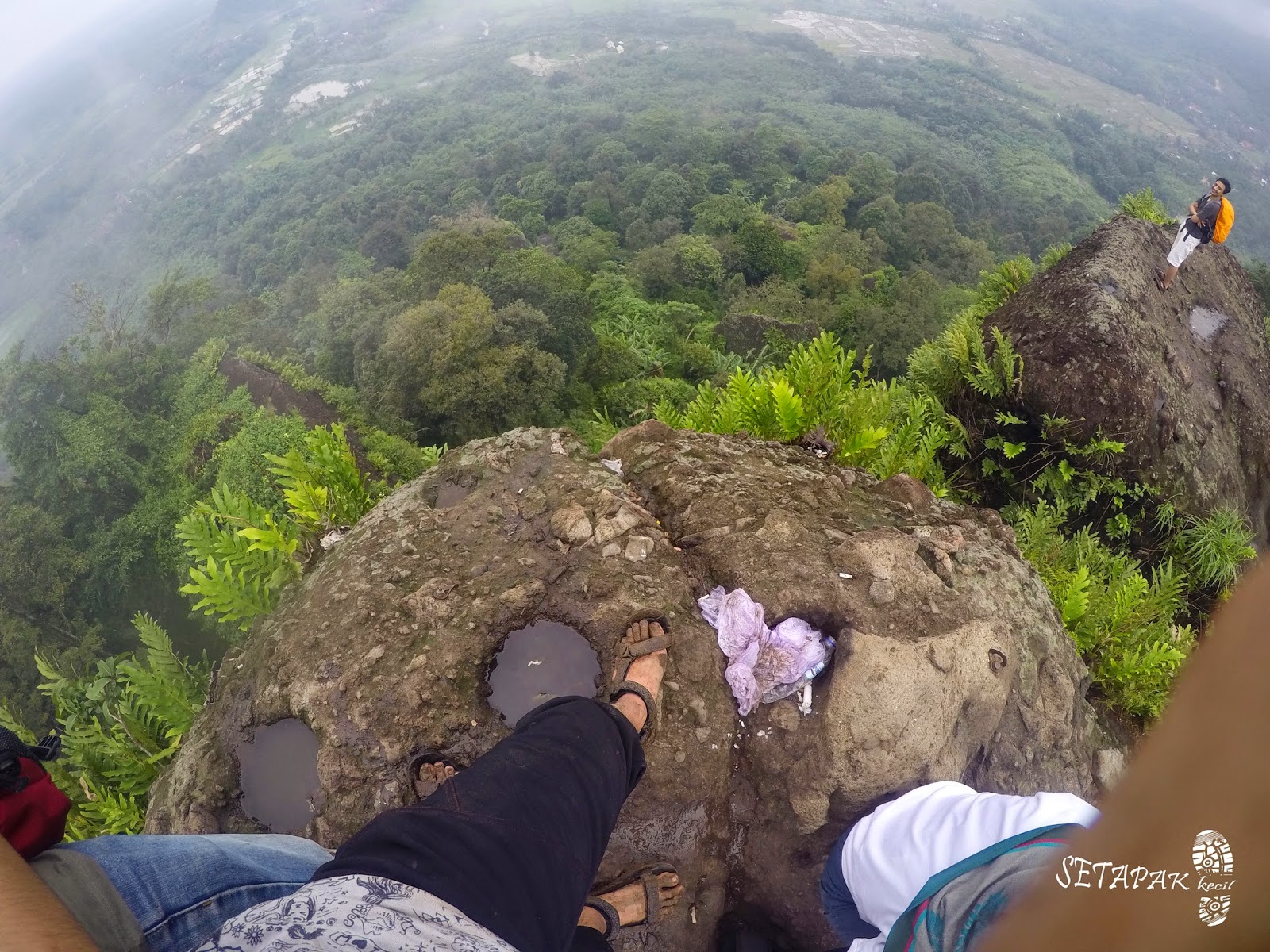 SETAPAK KECIL: Gunung Munara - One Day One Hiking