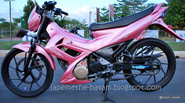 Jape Methe Planet Airbrush: SATRIA FU - ELECTRO PINK
